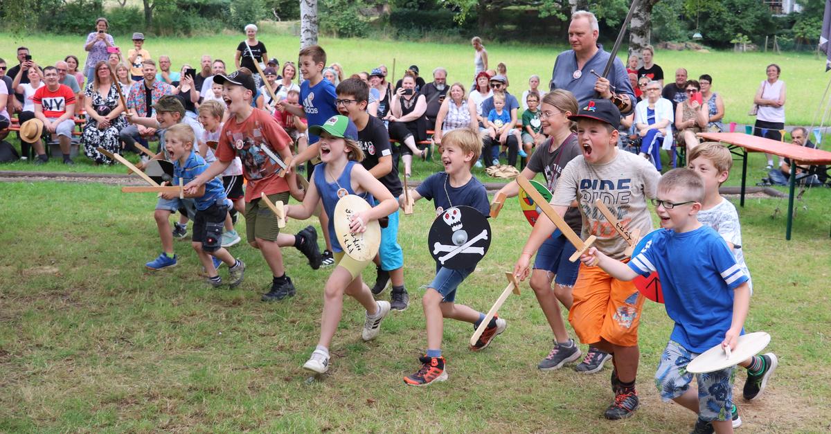 Die Ritter sind los im Bad Endbacher Kurpark